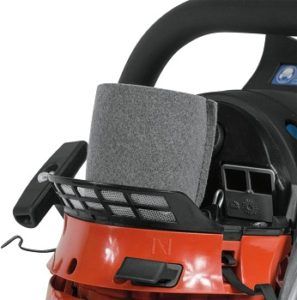 Best 5 Large & Big Chainsaws For Sale In 2022 Reviews + Guide